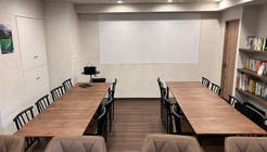 御徒町駅至近! プロジェクター、大きめホワイトボードシート完備! 会議・勉強会・上映会向きスペースの写真2
