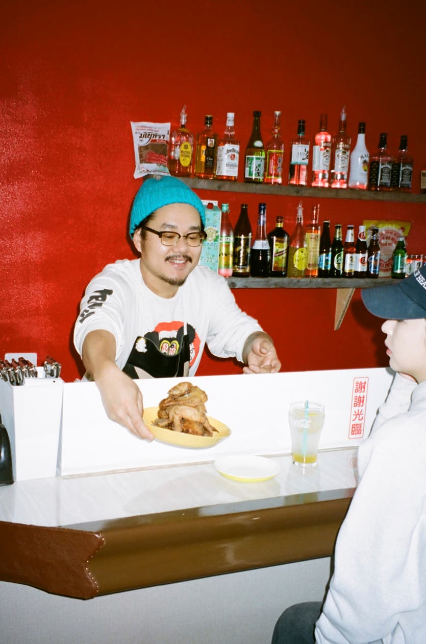 撮影利用におすすめ！！多国籍料理店。最大15人利用可能　駐車場２台付（軽１台・ハイエース１台可能）の写真9