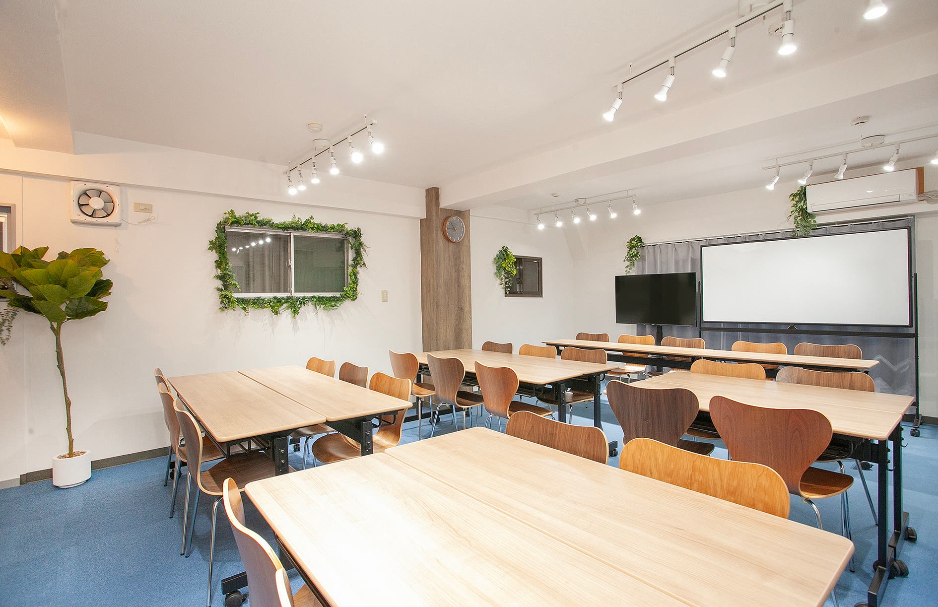 新宿三丁目駅徒歩3分!/最大28名/土足利用可！会議/セミナー/面接/懇親会/ボドゲ/女子会等/飲食お酒可/貸会議室KS9新宿の写真5