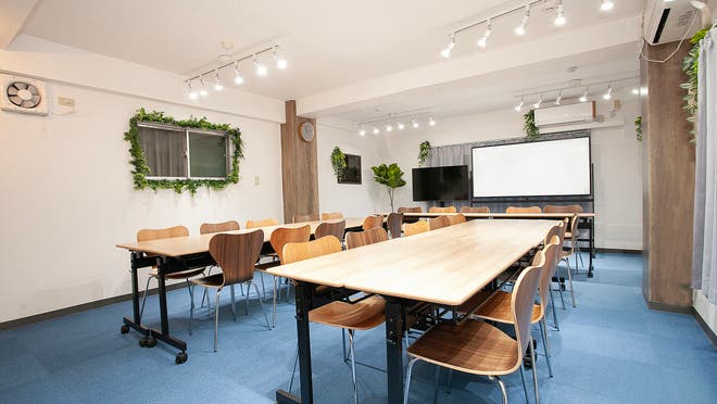 新宿三丁目駅徒歩3分!/最大28名/土足利用可!会議/セミナー/面接/懇親会/ボドゲ/女子会等/飲食お酒可/貸会議室KS9新宿の写真14
