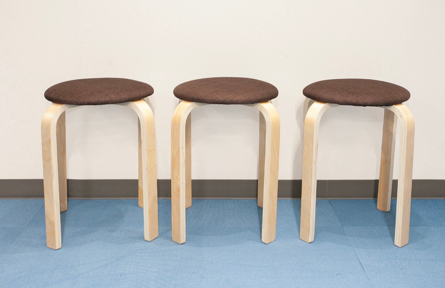 新宿三丁目駅徒歩3分!/最大28名/土足利用可！会議/セミナー/面接/懇親会/ボドゲ/女子会等/飲食お酒可/貸会議室KS9新宿の写真27