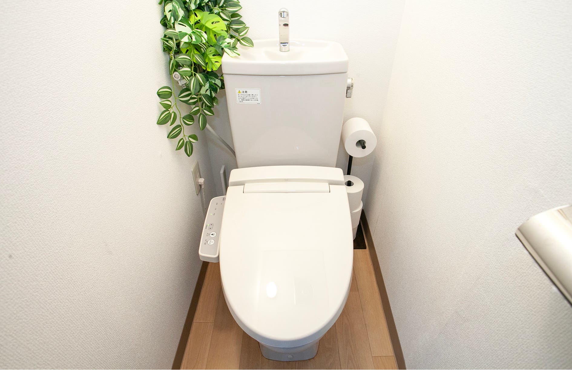 新宿三丁目駅徒歩3分!/最大28名/土足利用可！会議/セミナー/面接/懇親会/ボドゲ/女子会等/飲食お酒可/貸会議室KS9新宿の写真30