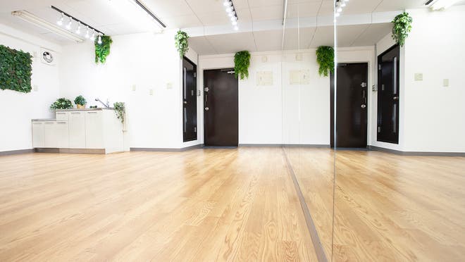 【新宿三丁目駅2分、新宿付近】(B)大型鏡計5.7m/広々30㎡スタジオでダンス・ヨガ・コスプレ・撮影・演劇におすすめ☆の写真7