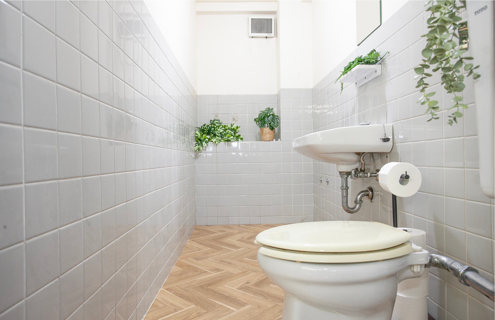 【新宿三丁目駅2分、新宿付近】(B)大型鏡計5.7m／広々30㎡スタジオでダンス・ヨガ・コスプレ・撮影・演劇におすすめ☆の写真14