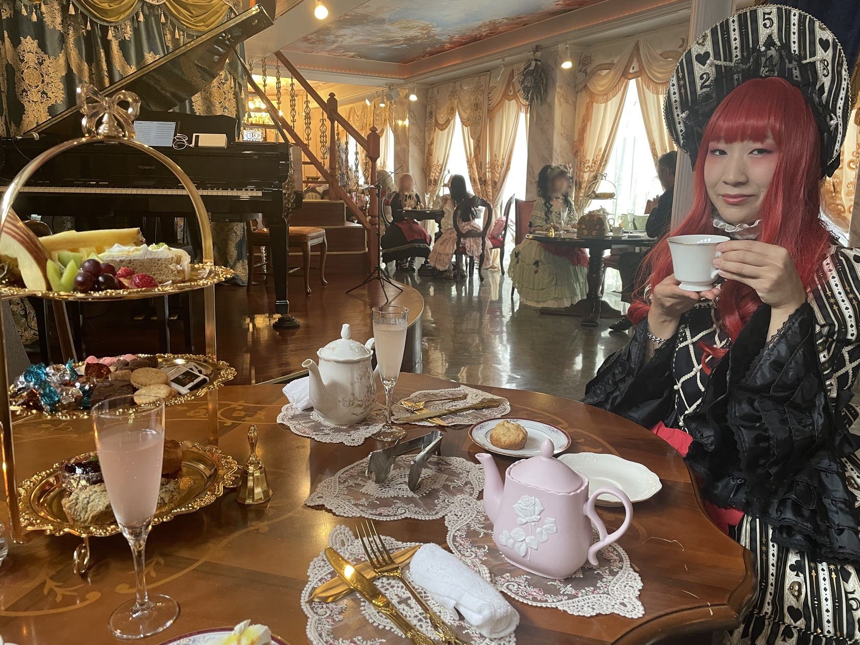 オリオン通り至近の175㎡路面店まるごと貸✨クラシカルな宮殿×姫系空間💕自然光🌅ピアノ🎹パーティー🍷プロジェクター📹の写真15