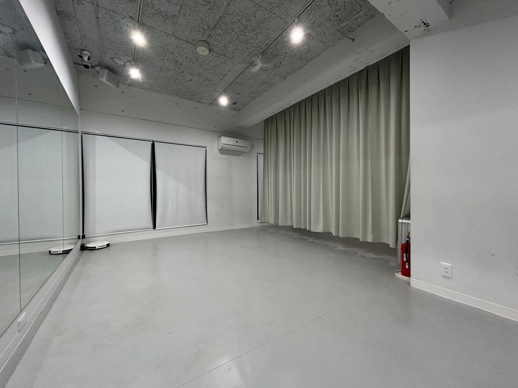 【綱島駅90秒】12/22〜1/30までの年末年始の平日は、なんと【半額】キャンペーン！ダンスから会議まで多目的に利用しよう！の写真13