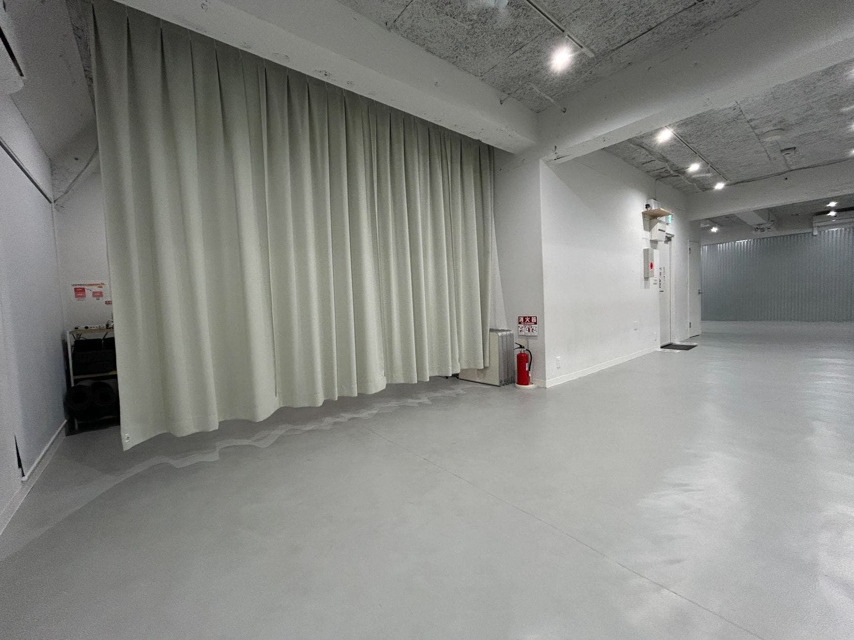 【綱島駅90秒】12/22〜1/30までの年末年始の平日は、なんと【半額】キャンペーン！ダンスから会議まで多目的に利用しよう！の写真14