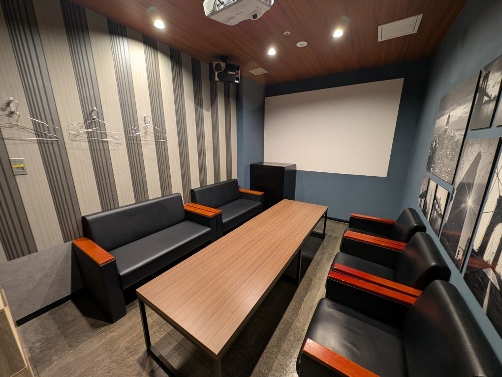 《３～７名用》会議・打ち合わせ用ルーム【２６号室】の写真1