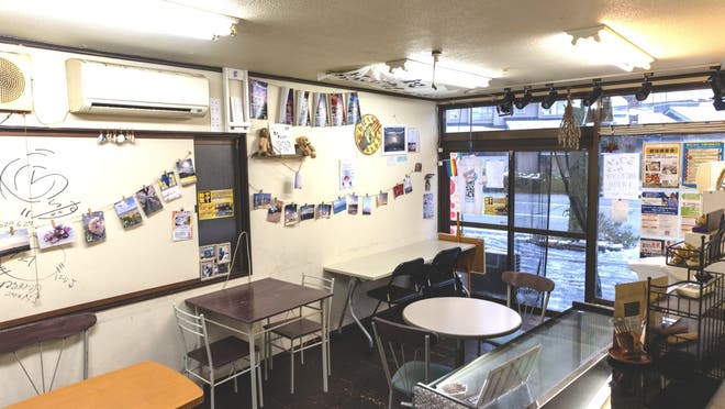 アットホームなカフェスペース🌟1フロア貸切❣️キッチン利用可🌟セミナー・読書会・ボードゲーム・教室・演芸に♪の写真2