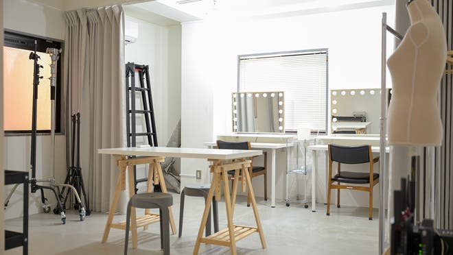 【ブルーサイドstudio】自然光×白壁×モルタル床 | ファッション・モノ系に最適 | 品川エリアの写真19