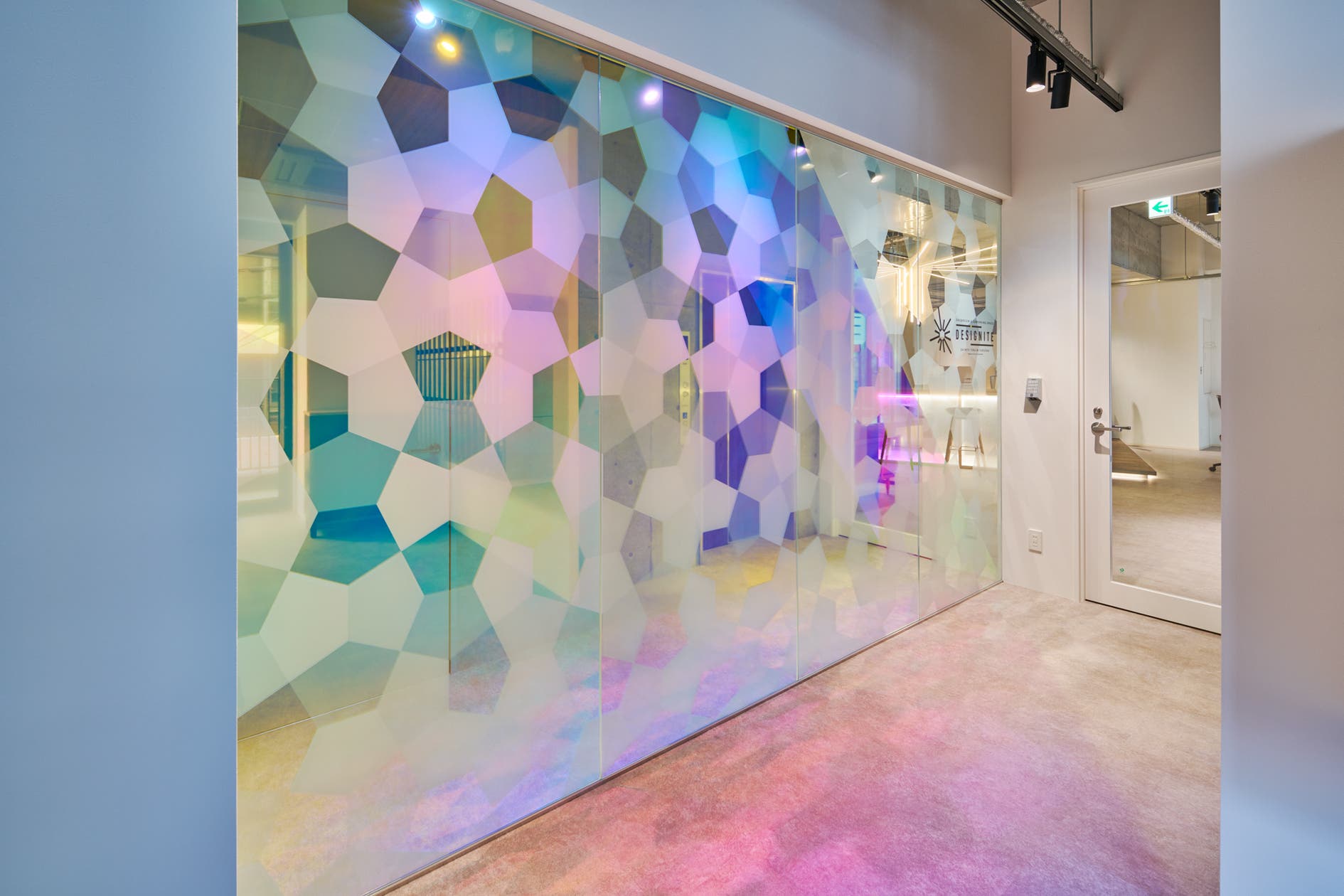 【大名天神】コワーキングスペースのフリーアドレスエリアの写真15