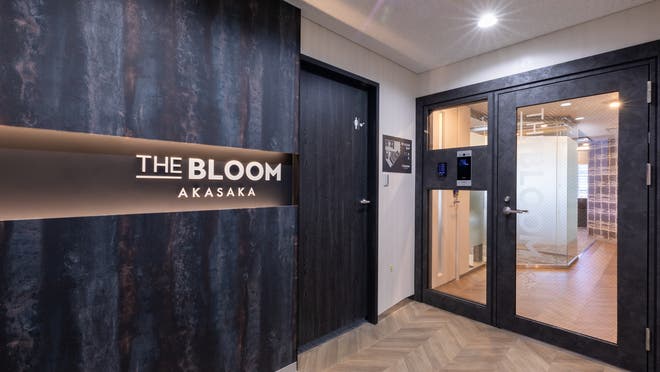 MEETING ROOM 9A【AKASAKA】💺おしゃれな会議室8名席🌟75型モニター📺WEB会議🎤Wi-Fi有🛜 の写真3