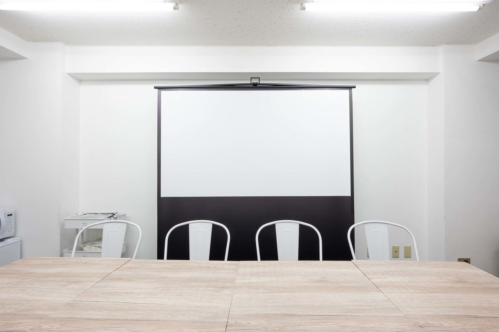 神田駅1分🚃8名＋7名利用🆗全設備無料｜光回線｜土足｜24時間｜プロジェクタ｜冷蔵庫・レンジ｜RoomB[39]の写真12