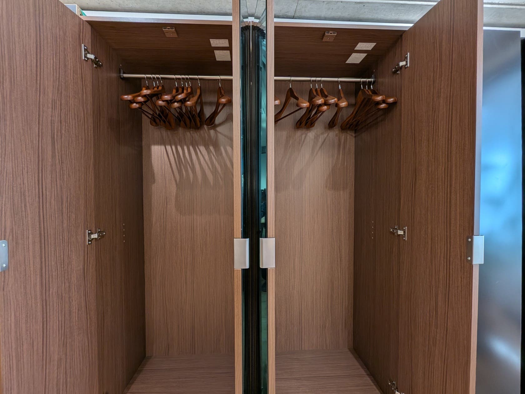 広々86㎡！おしゃれな雰囲気で叶える、ちょっと贅沢な上質ラウンジ。会議もパーティーもできる大人の空間の写真12