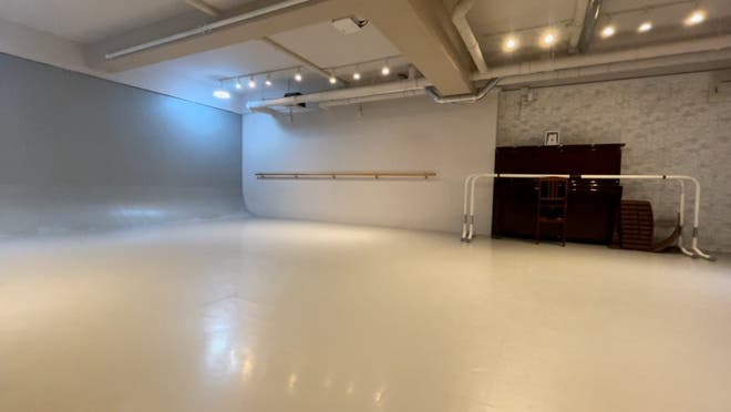 2025年新規掲載!!!国立駅より徒歩9分のダンススタジオ♪無料駐車場有!の写真2