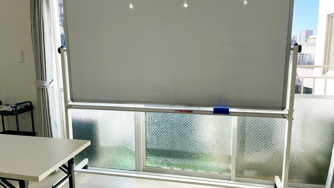 【C号室】<激安!>【新宿駅6番出口徒歩1分】駅近の貸会議室・セミナールームです!!の写真16