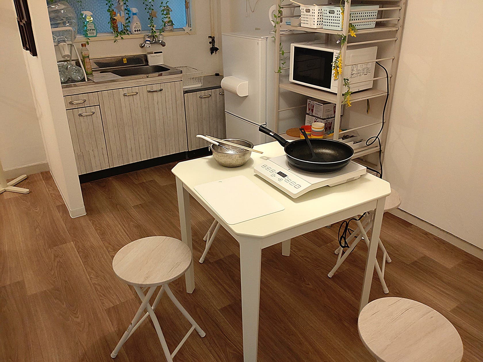 【元町駅すぐ😄快適くつろぎ空間】クリスマス🎮🎲ボドゲ多数TVゲーム＆動画視聴🍺鍋タコパ🍳ＤK付【ゴミ箱利用可】の写真10