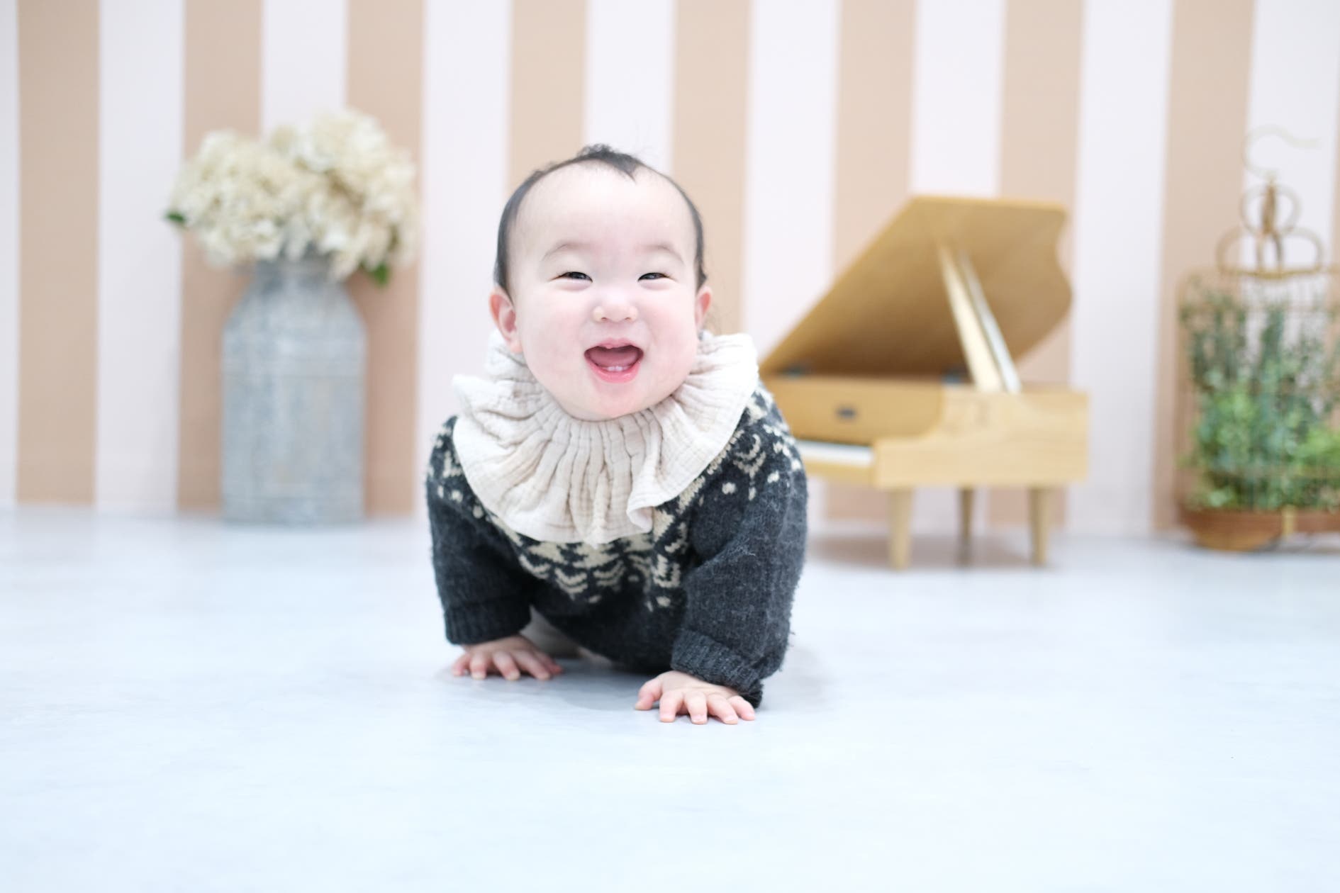 池袋東口徒歩４分/毎日清掃/自然光×白の空間/無限に広がる撮影の可能性/シンプルで洗練された非日常/背景10種類/機材すべて無料の写真25