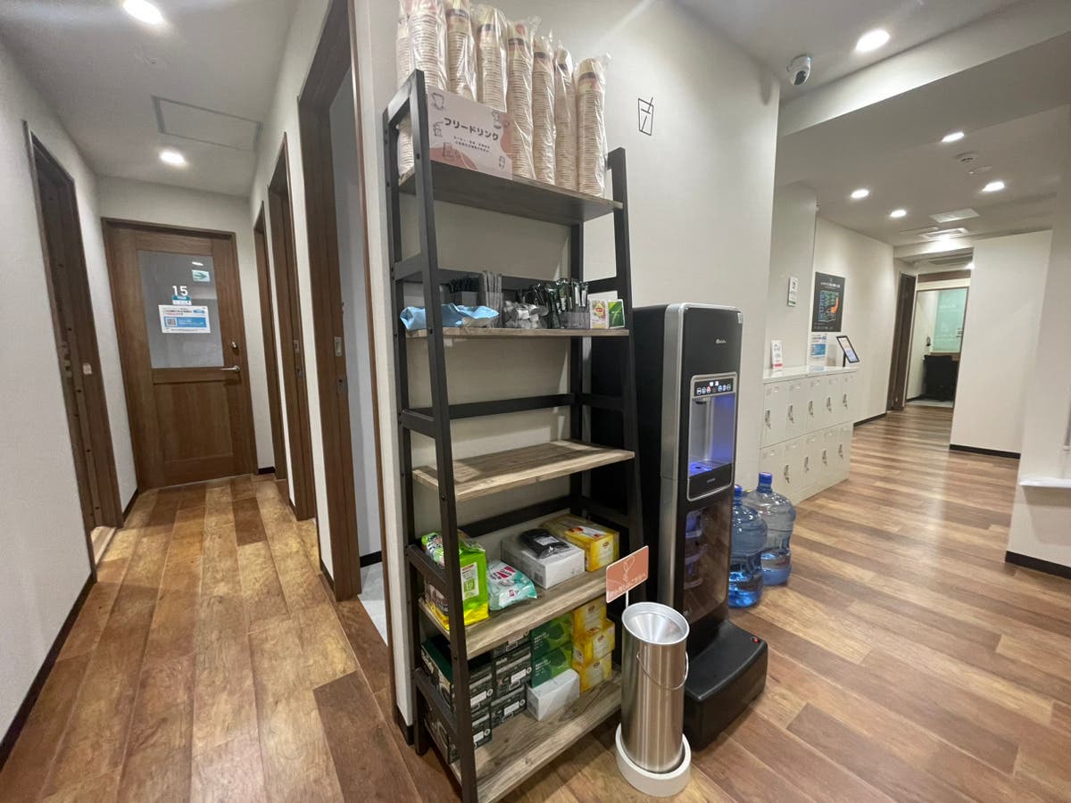 【¥660/30分！二子玉川駅徒歩1分】モニター・フリードリンク付き3名個室（ブース11）※予約時間前は入室不可の写真10