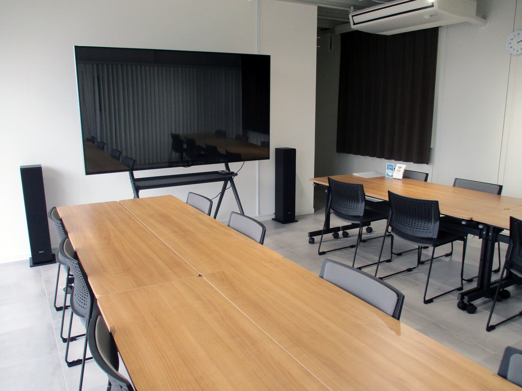 【Community】✨U-SPACE久留米店✨大鏡や大型モニターが充実しています♪Wi-Fi/久留米市の写真6