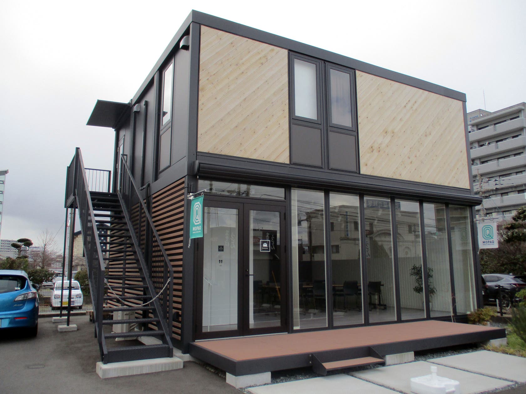 【Community】✨U-SPACE久留米店✨大鏡や大型モニターが充実しています♪Wi-Fi/久留米市の写真15