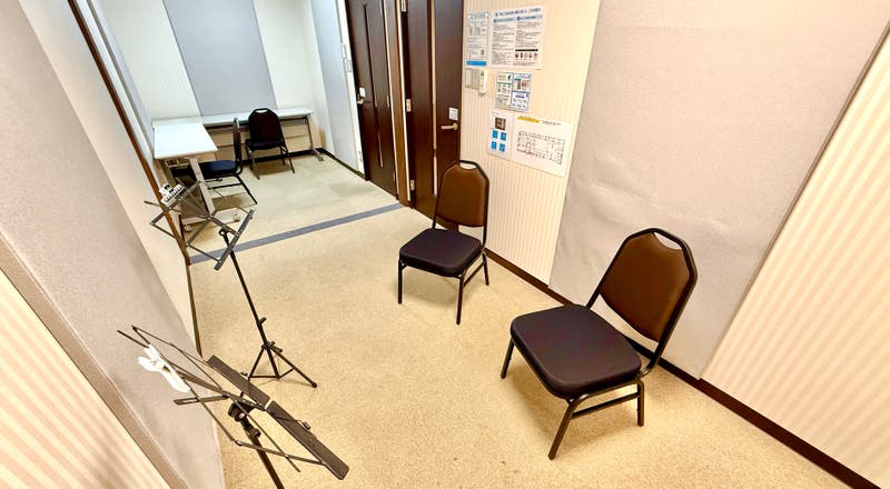 roomF【銀座駅 1分】歌唱・発声練習・楽器演奏OK!