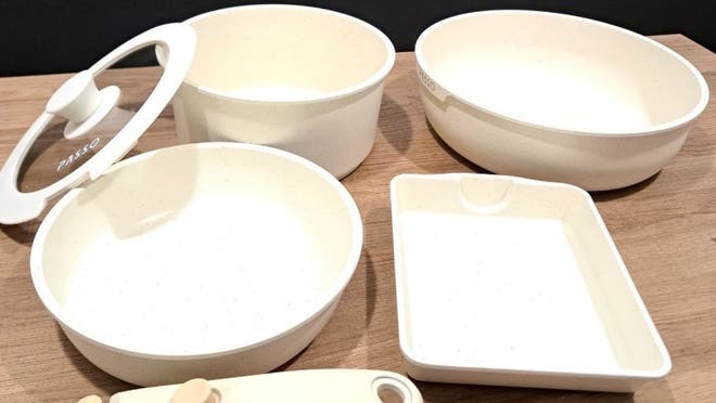 【🎄12月セール割引中】駅前好立地!(元町駅徒歩3分・三宮駅徒歩5分)大きなソファでくつろぐあなただけのシアタールーム🎦の写真21