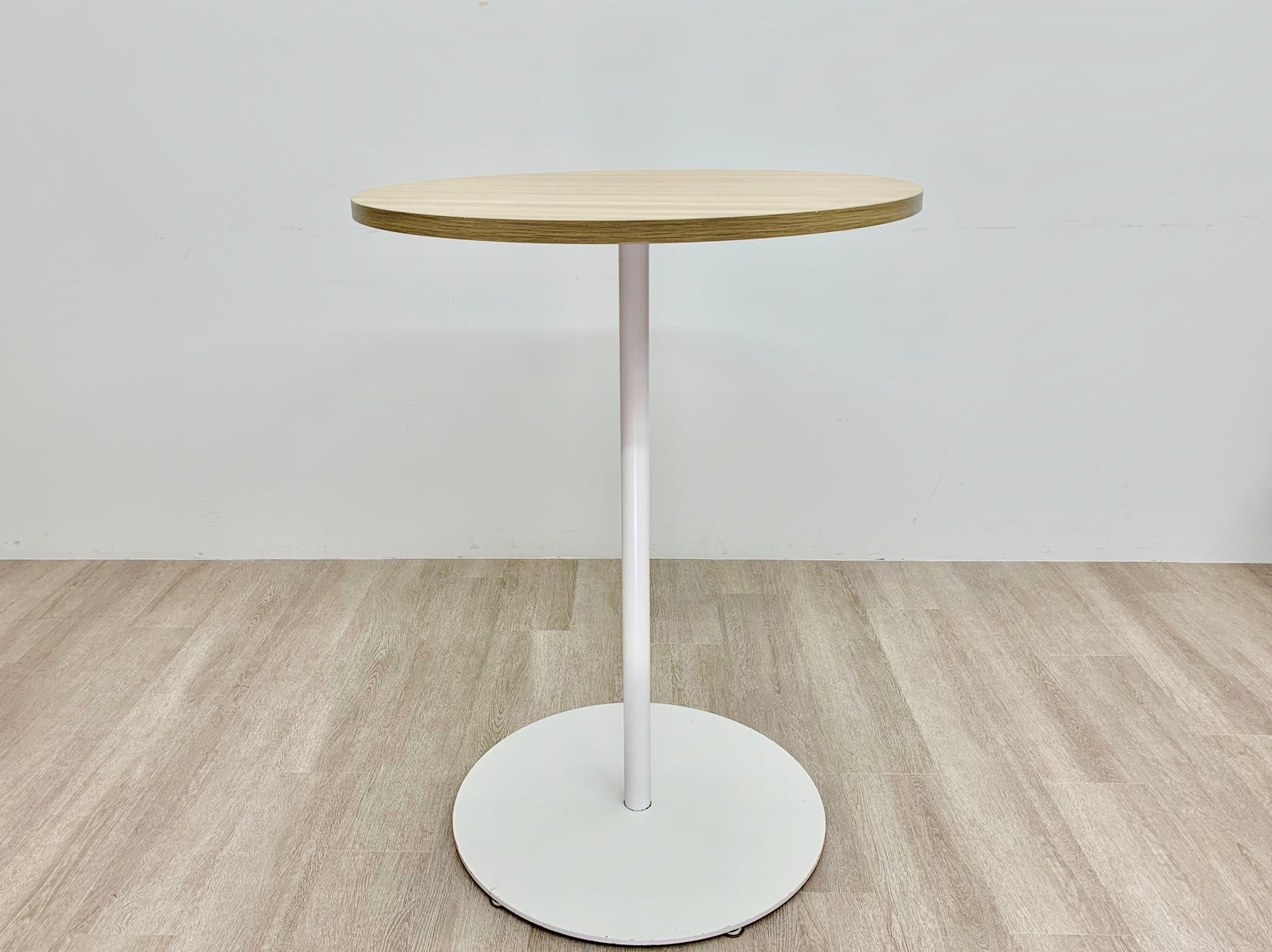 司会テーブル (天板丸型) (天板直径750×高さ1000mm)の画像1