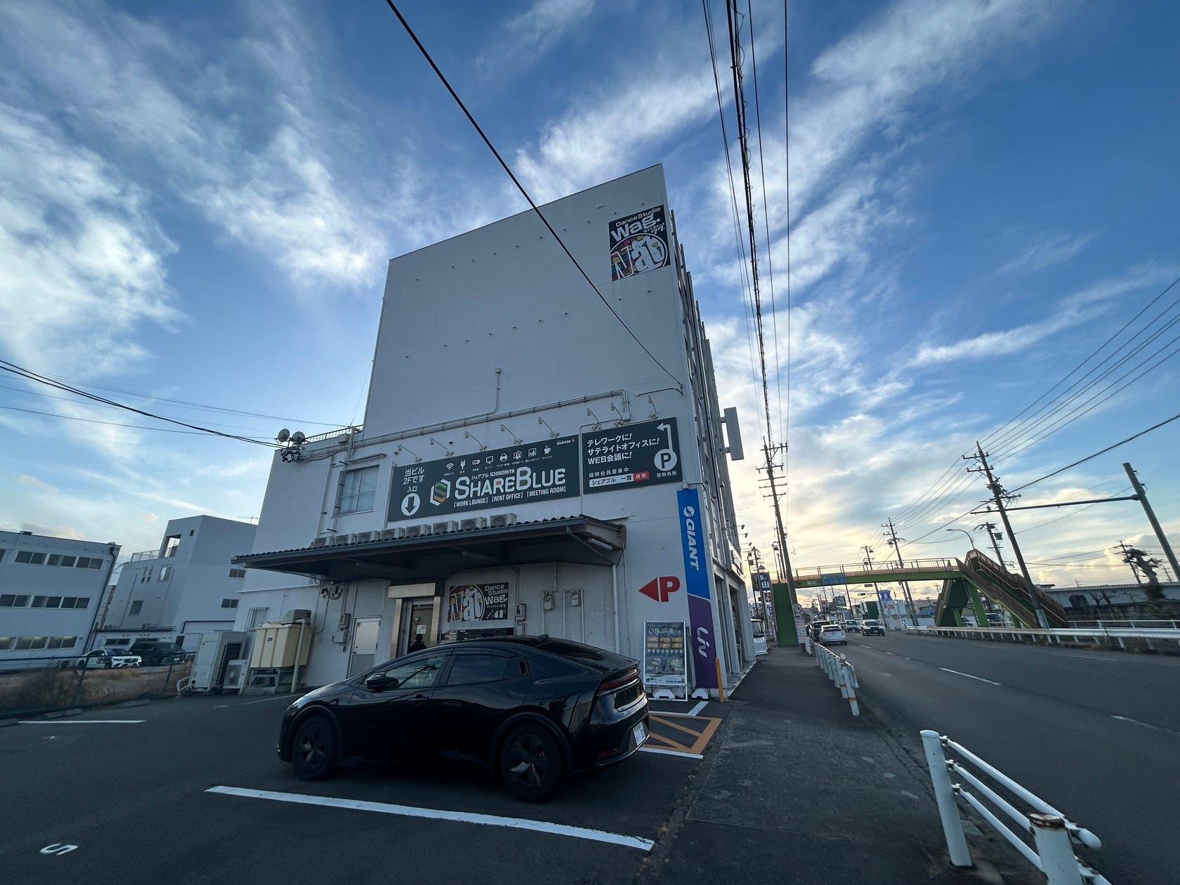 ■F：【映画鑑賞デート💗・打ち上げパーティー🌟・セミナーや会議🎦】140インチの大迫力スクリーン📸完備の完全個室✨最大18名の写真11