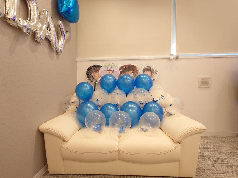 ■E：【女子会💗・推し活🌟・個室でeスポーツ🎮】90インチのプロジェクター📸とハイスペックPC💻完備の完全個室✨最大7名の写真8