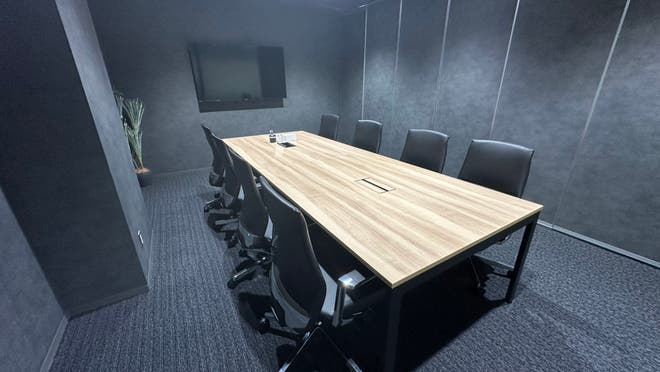 <芝浦ふ頭駅徒歩3分|8名用会議室A>65インチの大型モニター完備◎会議やワークショップに最適✨の写真2