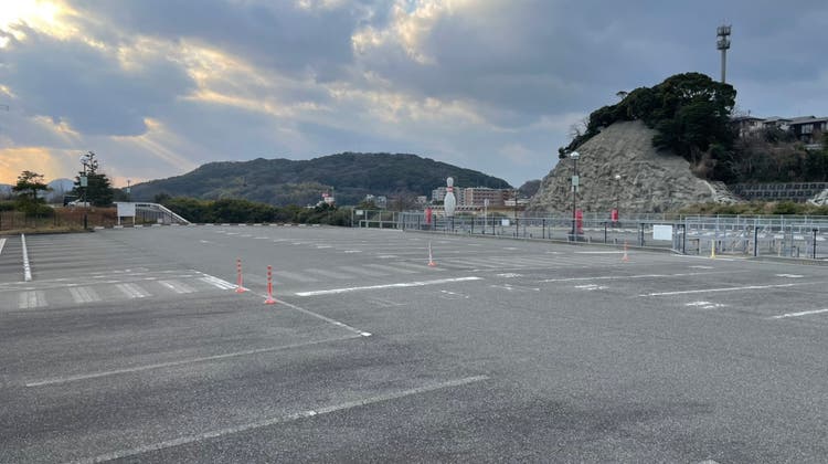 イベント・商用利用・臨時駐車場なんでもOK!トラックも停められる大型駐車場の写真1