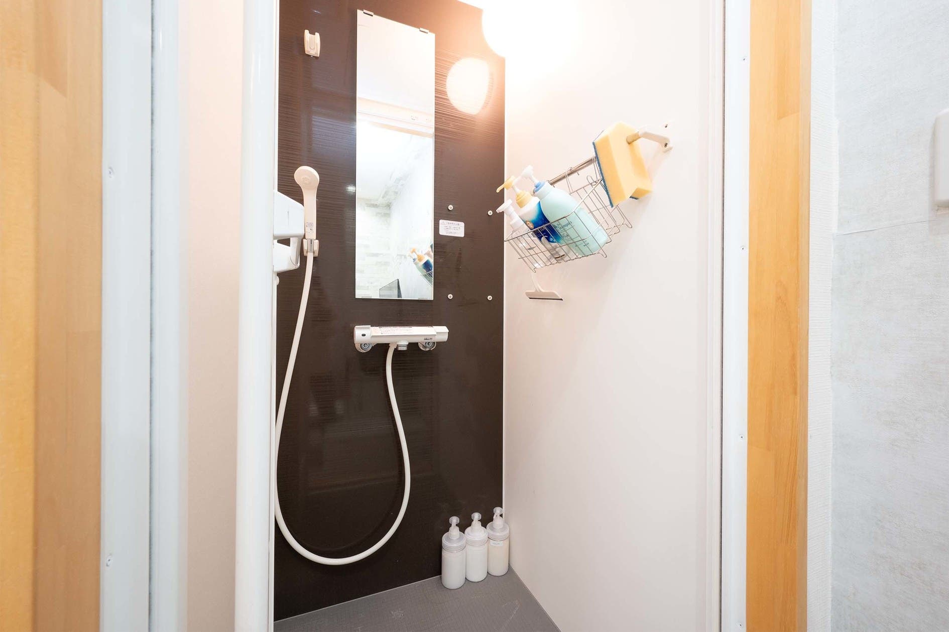 ③浴室（お風呂・シャワー）のご利用※タオル類は置いてありませんのでお近くでお買い求めくださいの画像1