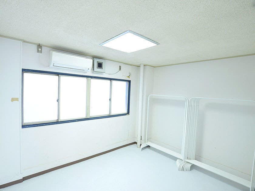 【5F-502】「御堂筋」から西に一筋入った、心斎橋駅、本町駅すぐのレンタルスペース。【大阪市中央区】の写真9