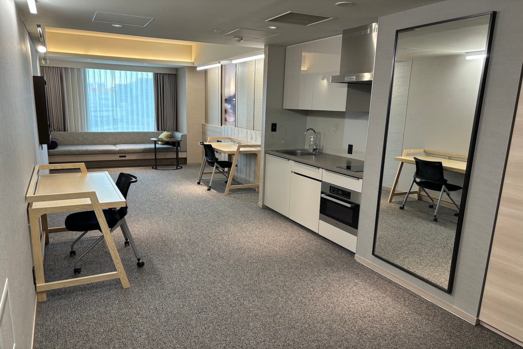 【赤坂駅徒歩7分 / Mo:take STUDIO 赤坂】ホテルロビーのような高級感のある空間で撮影・会議をの写真28