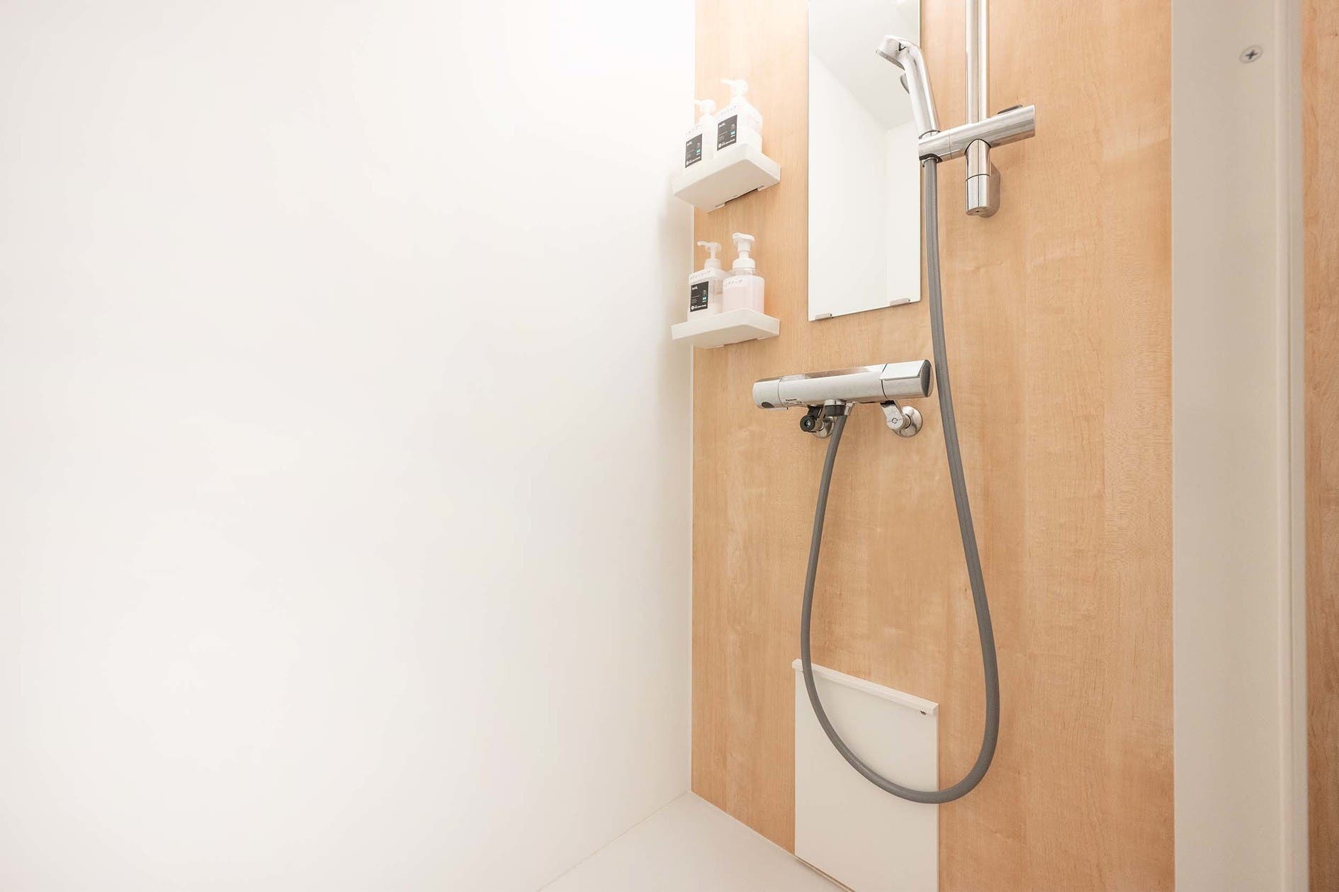 ③浴室（お風呂・シャワー）のご利用※タオル類は置いてありませんのでお近くでお買い求めくださいの画像1