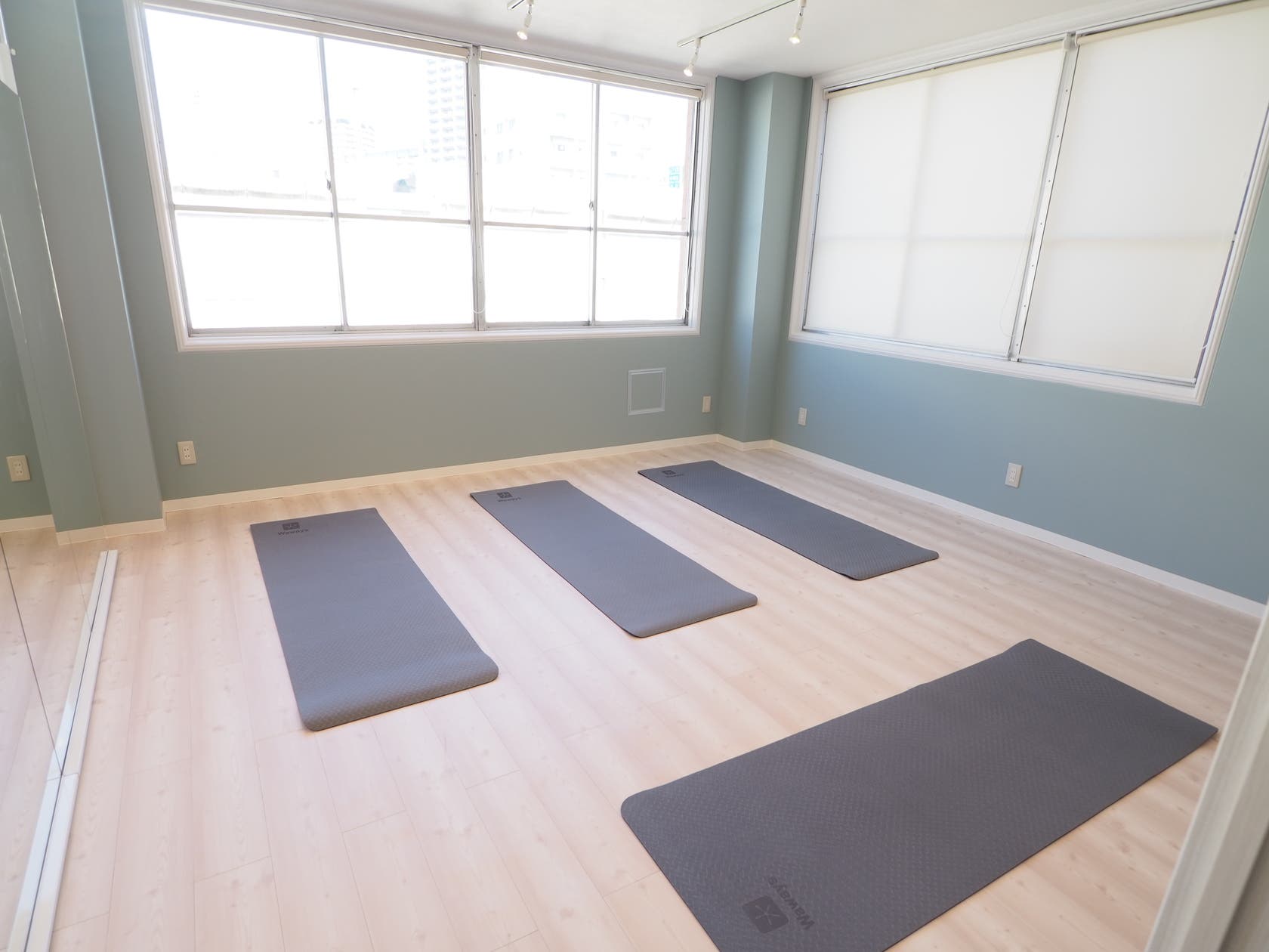 【ジャンプ・楽器OK】平日1280円✨少人数の練習に最適✨大型鏡✨元町の写真3