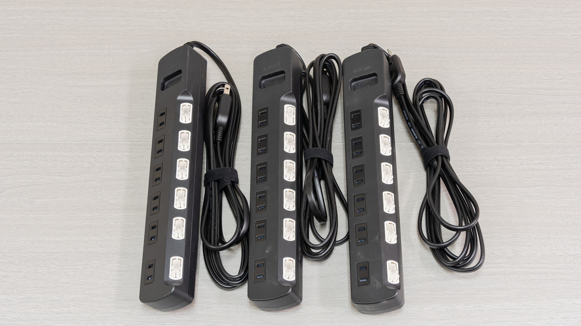 【池袋駅西口30秒】光回線高速WiFi、モニター・ホワイトボード完備☆1日1回スタッフ完全清掃の会議室の写真9