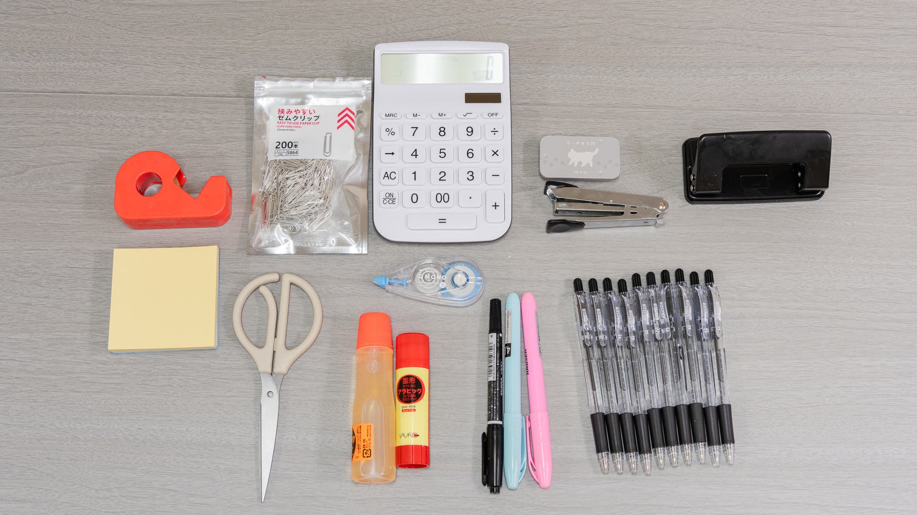 【池袋駅西口30秒】光回線高速WiFi、モニター・ホワイトボード完備☆1日1回スタッフ完全清掃の会議室の写真13