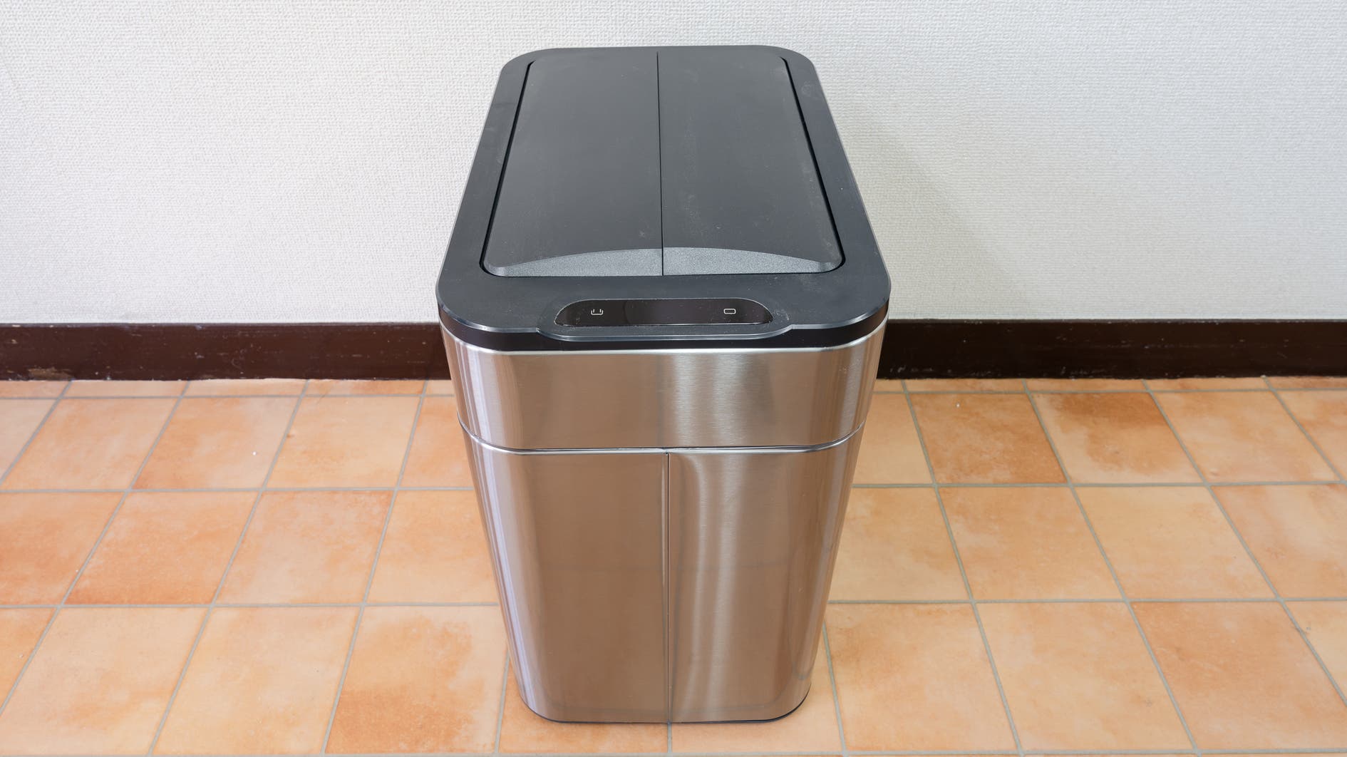 【池袋駅西口30秒】光回線高速WiFi、モニター・ホワイトボード完備☆1日1回スタッフ完全清掃の会議室の写真19