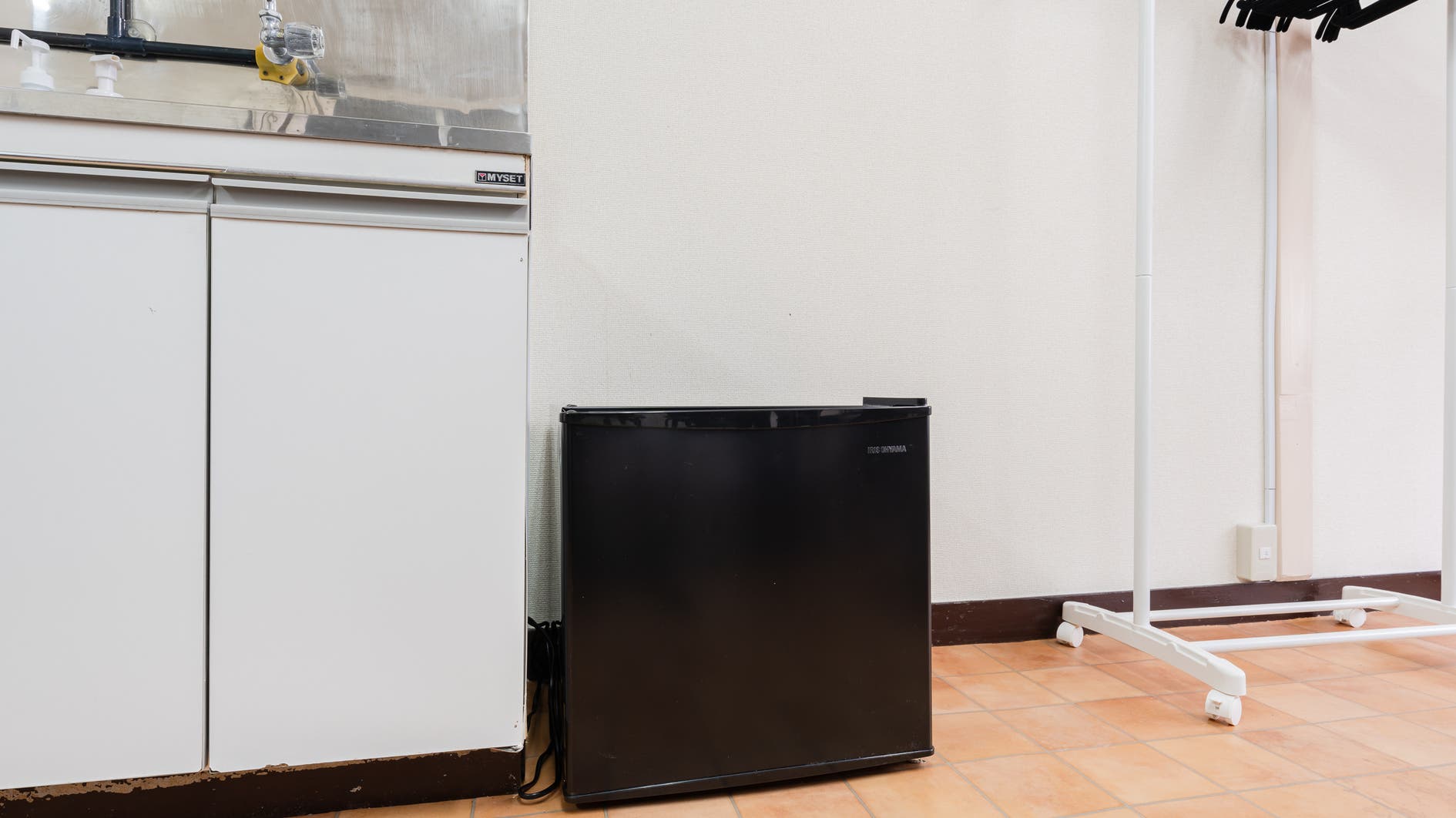 【池袋駅西口30秒】光回線高速WiFi、モニター・ホワイトボード完備☆1日1回スタッフ完全清掃の会議室の写真21