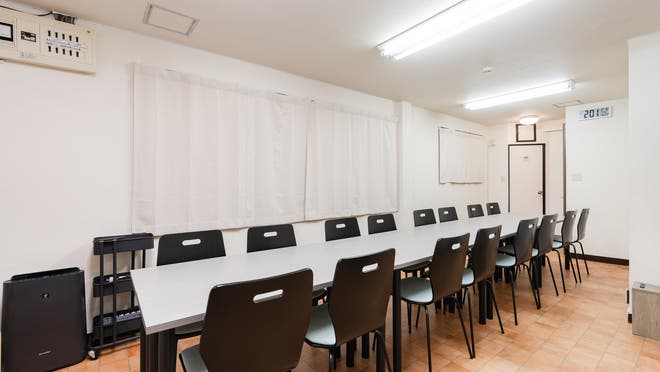 【池袋駅西口30秒】光回線高速WiFi、モニター・ホワイトボード完備☆1日1回スタッフ完全清掃の会議室の写真24