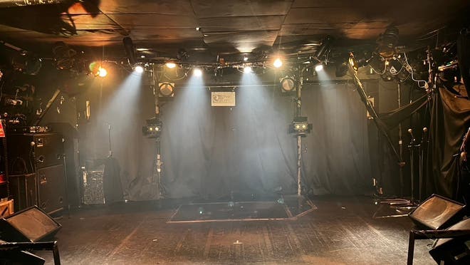 新宿三丁目からすぐのライブハウスの写真9