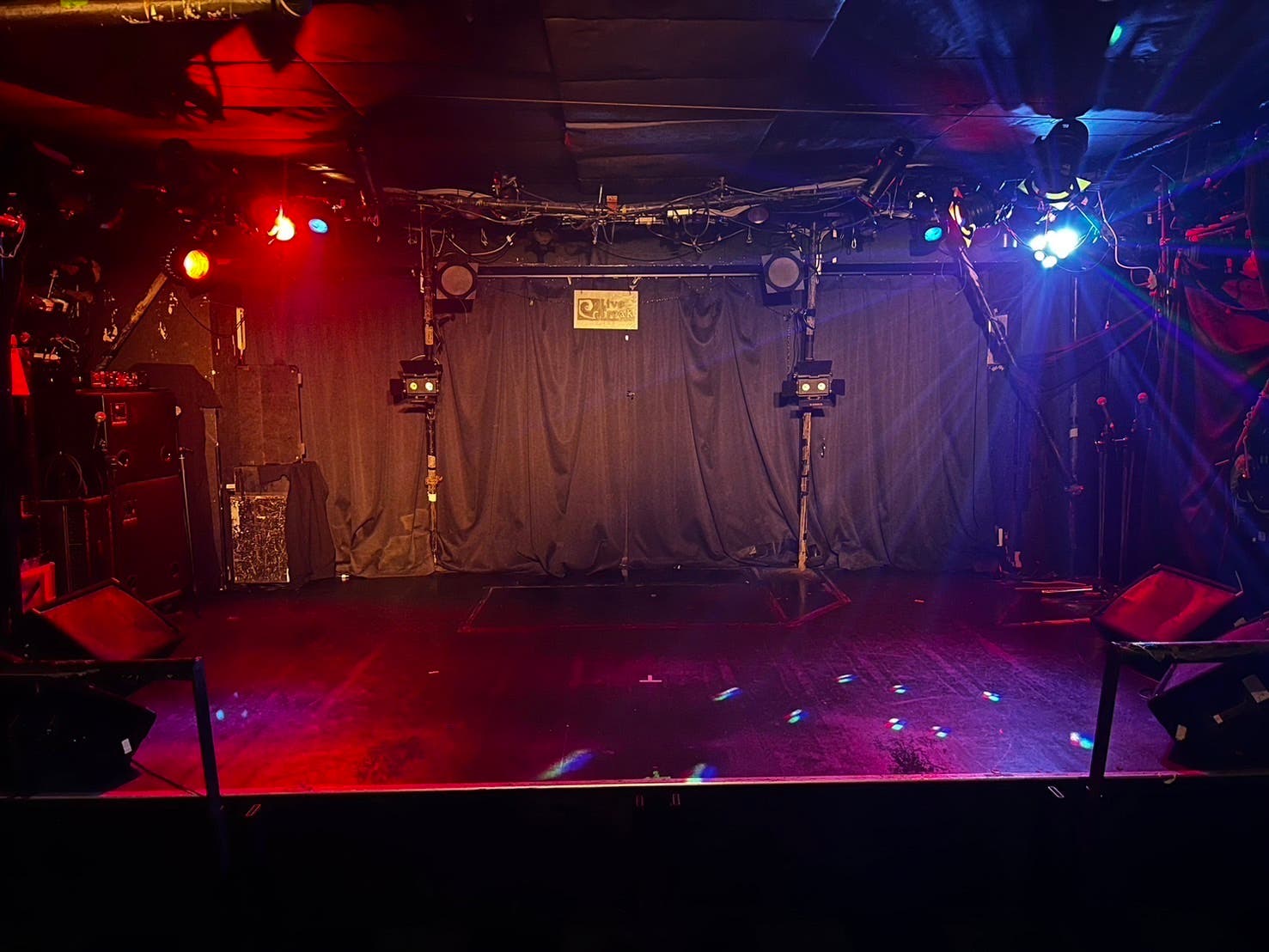 新宿三丁目からすぐのライブハウスの写真10