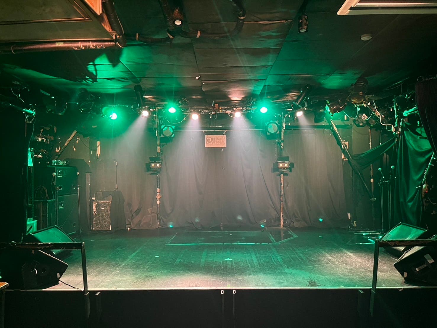 新宿三丁目からすぐのライブハウスの写真12
