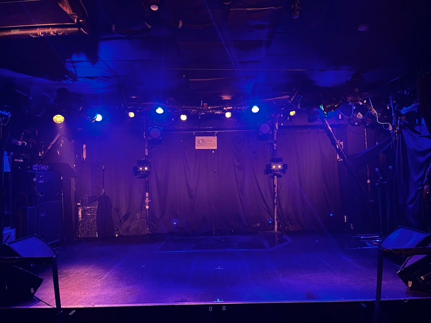 新宿三丁目からすぐのライブハウスの写真14