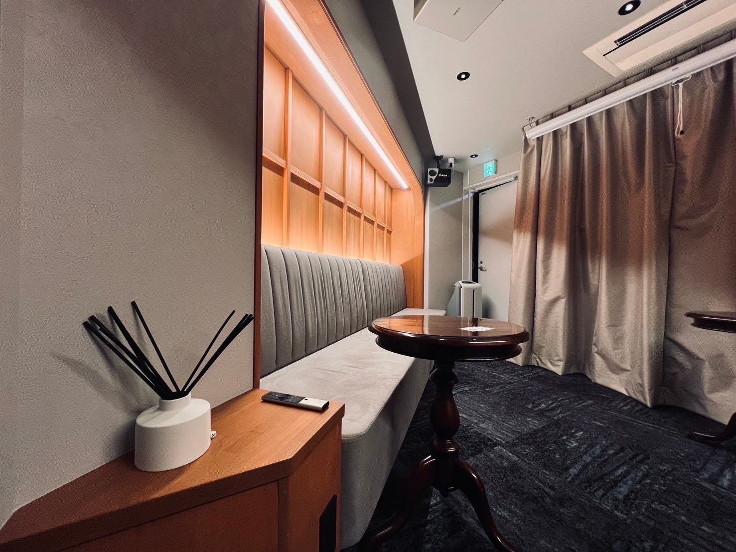 🌈コスパ最強🎤カラオケし放題🎉80㌅超大型スクリーンで動画もゲームも👍/駅3分/交流会・各イベント利用にも最適の写真10