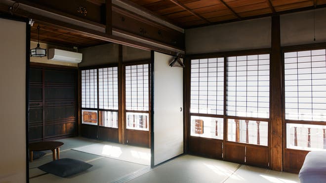 タイムスリップしたかのような空間で離島を感じる貸しスペースの写真1