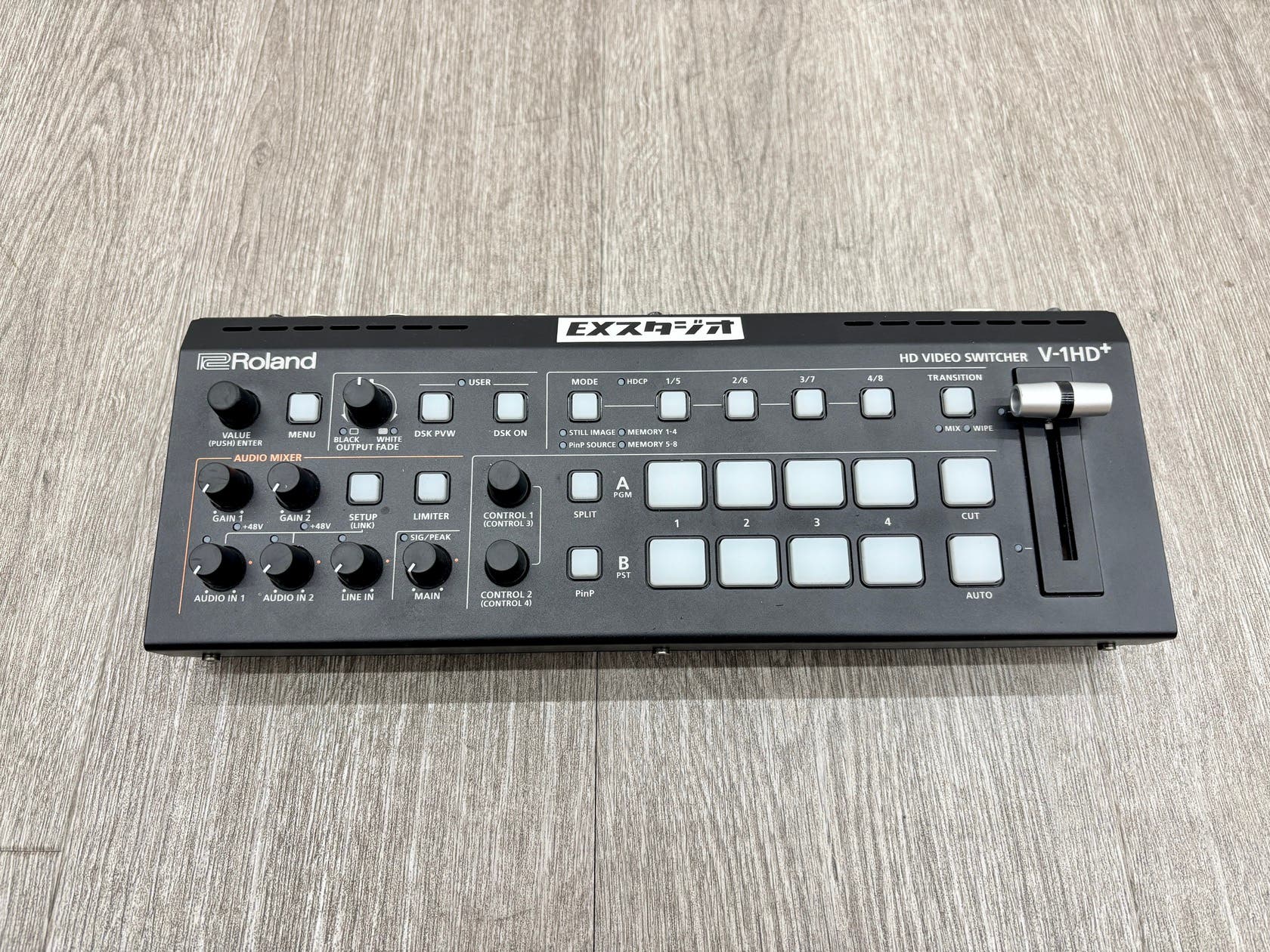 Roland V-1HD Plus (スイッチャー) & I-O DATA GV-HUVC (キャプチャーデバイス)の画像1