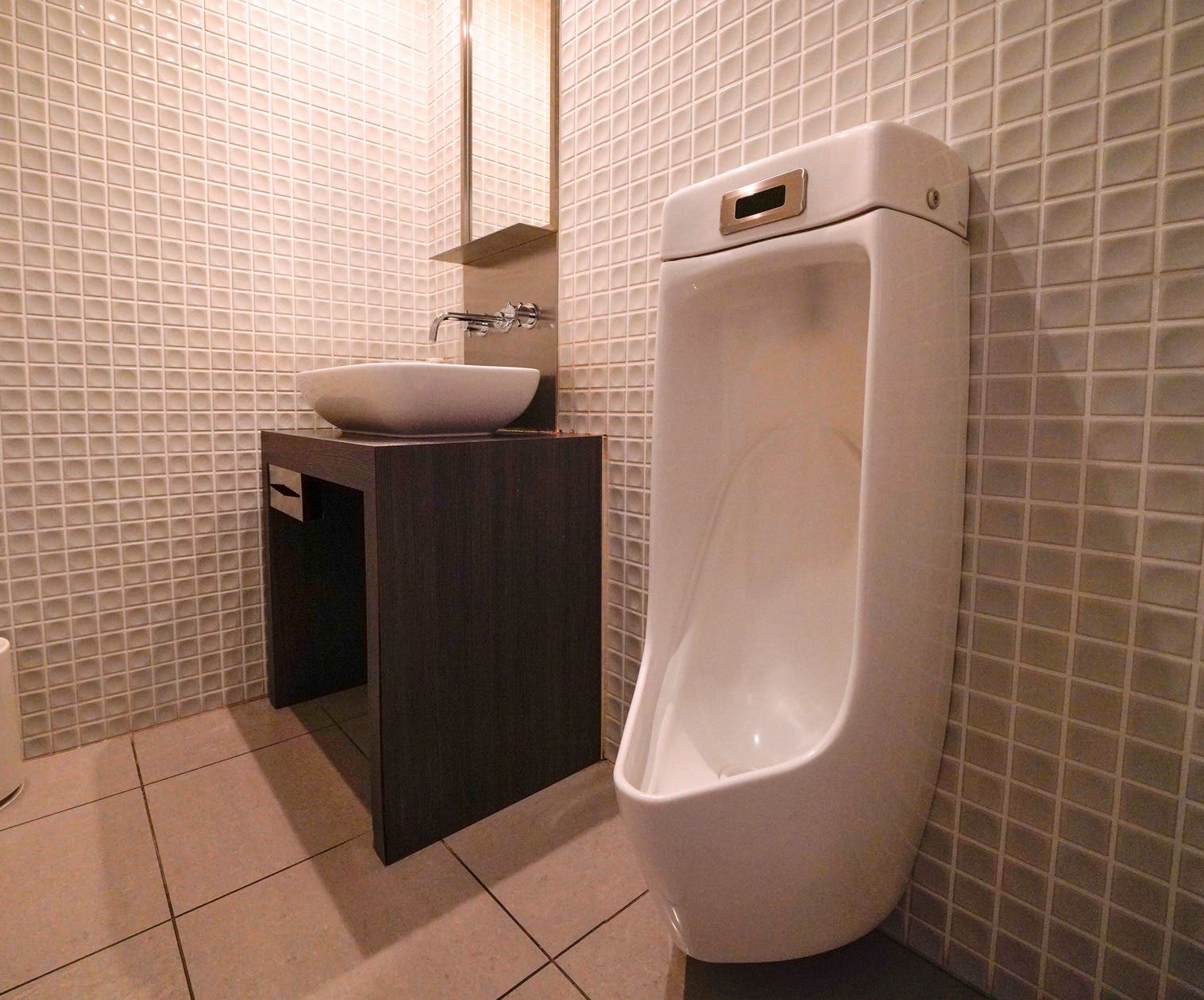 渋谷駅徒歩3分！宮益坂沿いに位置する貸会議室(9F-A)の写真15